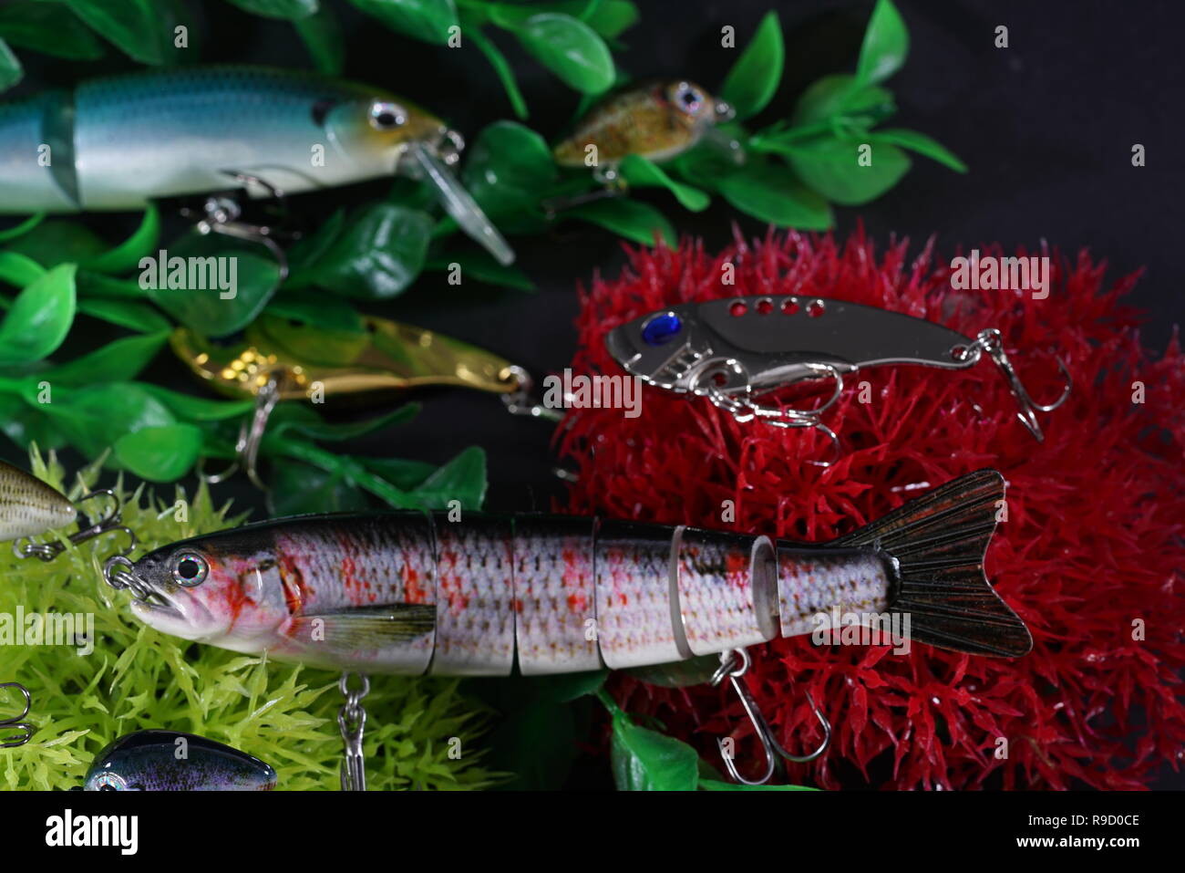 Artificial aquarium with artificial fish that are good for fishing for ...