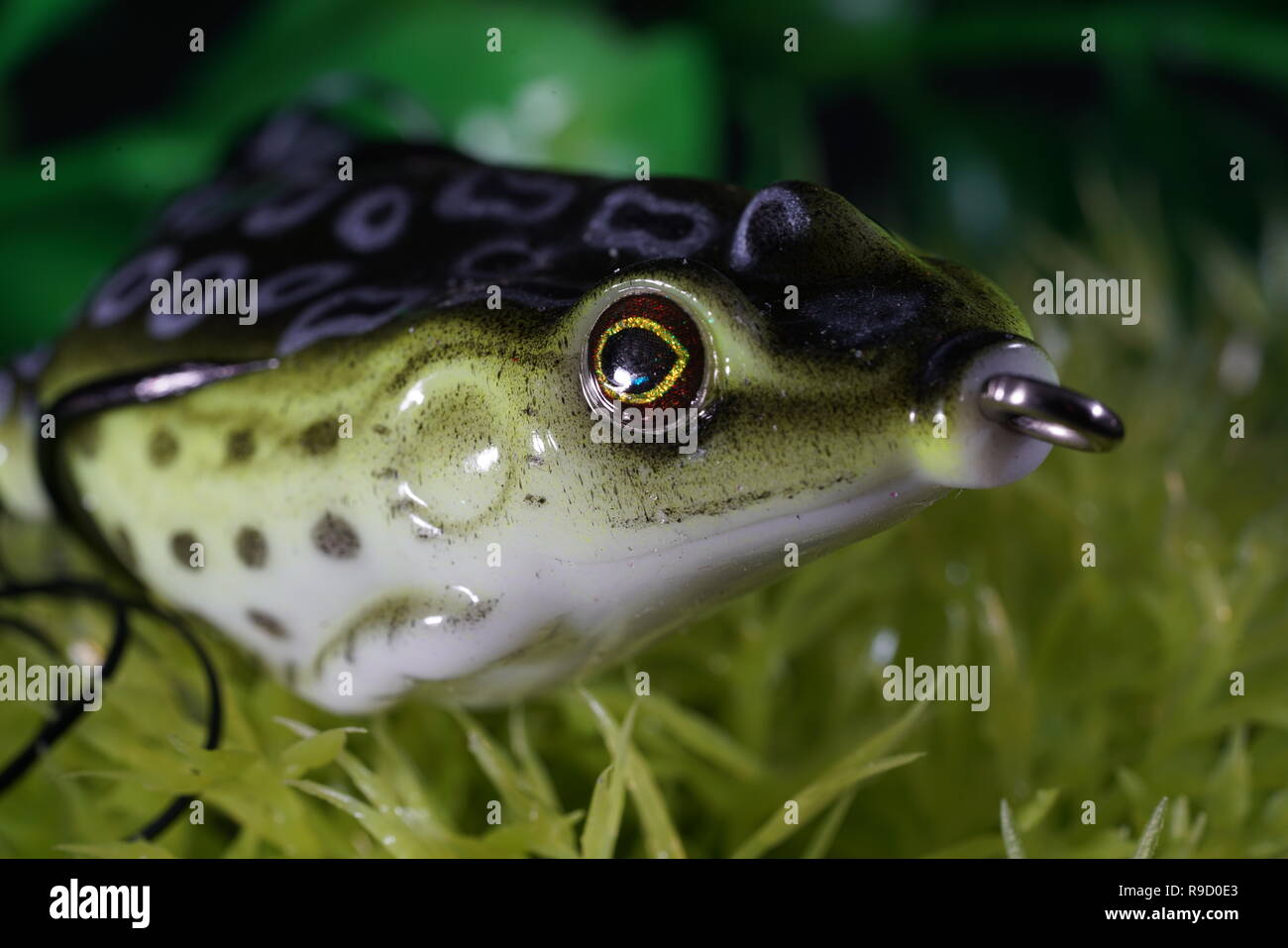 Artificial aquarium with artificial fish that are good for fishing for ...