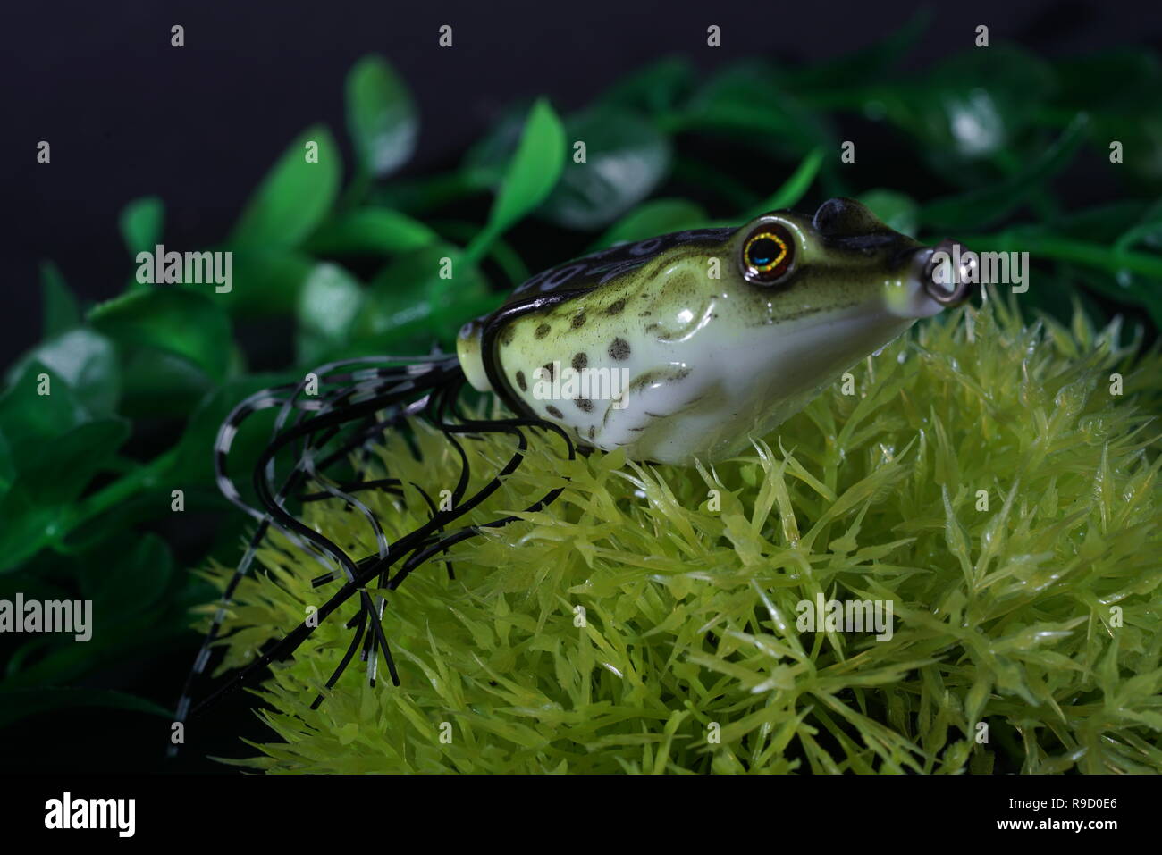 Artificial aquarium with artificial fish that are good for fishing for ...