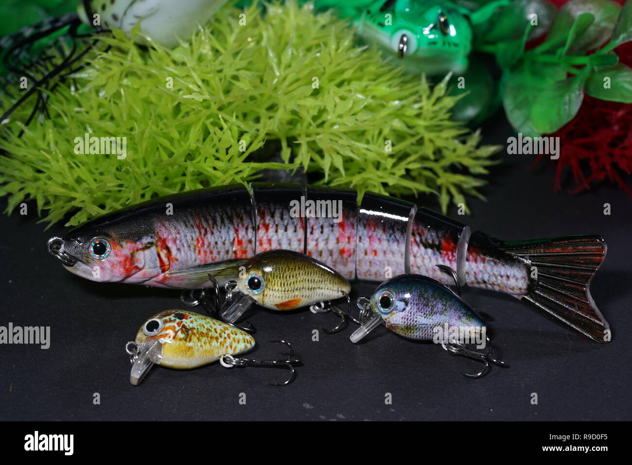 Artificial aquarium with artificial fish that are good for fishing for ...