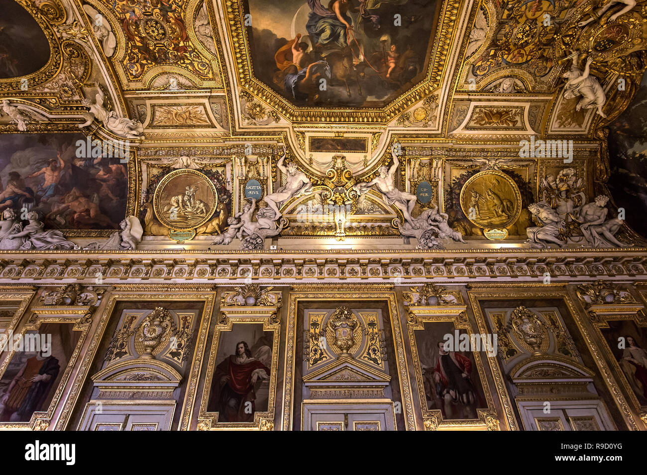 PARIS, FRANCE, MARCH 09, 2017 : architectural details of gallery of ...