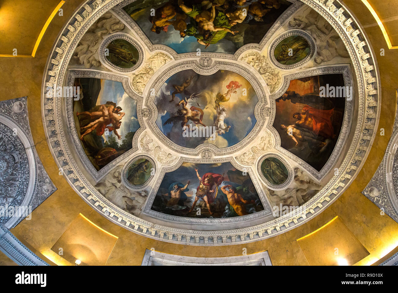 Louvre gallery of apollo hi-res stock photography and images - Alamy