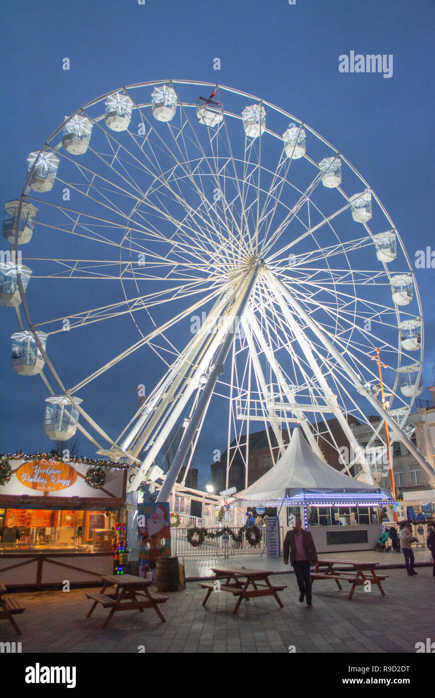 Illuminated christmas ferris wheel in Jubilee Square Leicester, UK ...