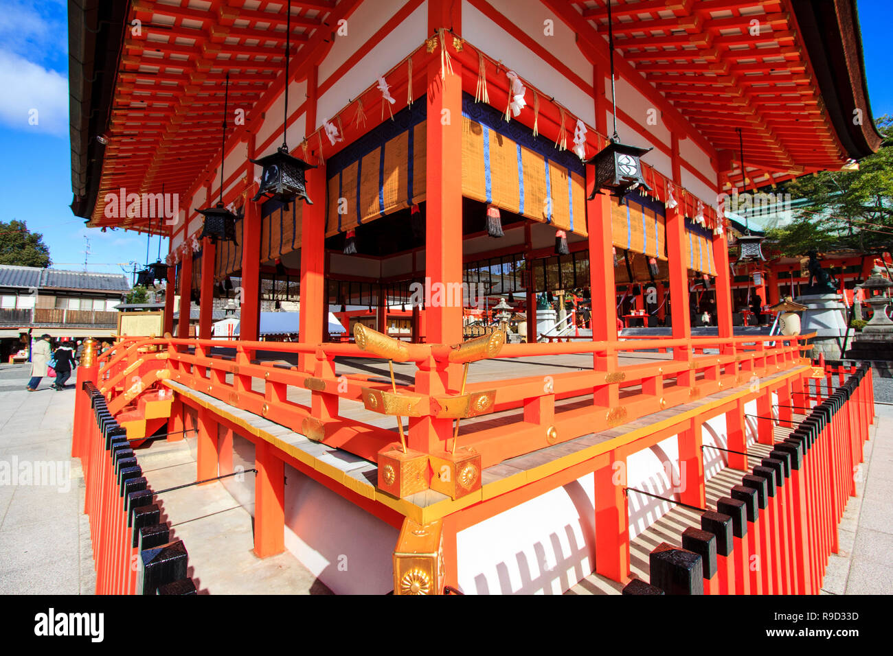 Corner wide-angle view of the vermillion main stage at the Fushimi ...