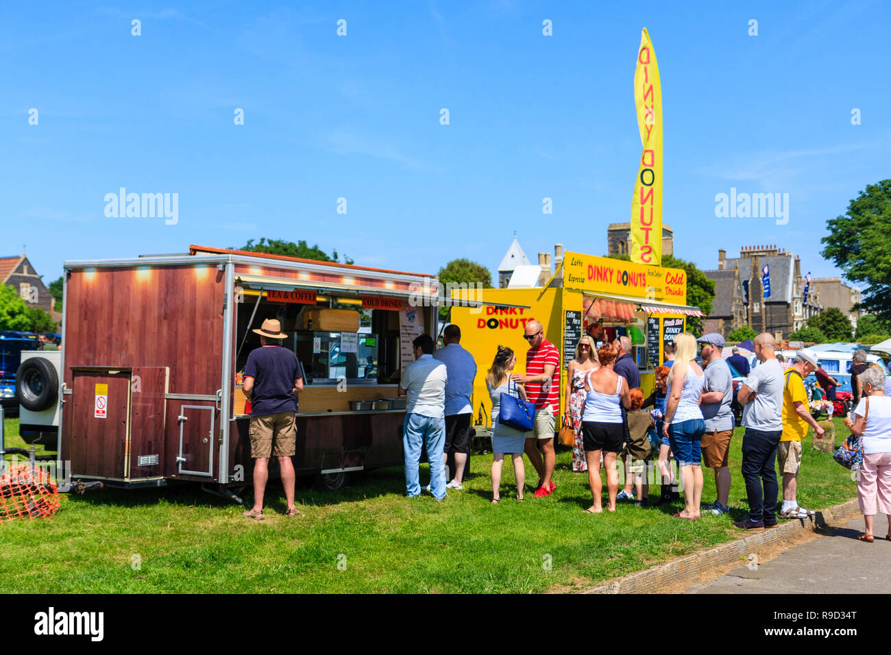 Mobile coffee booth hi-res stock photography and images - Alamy