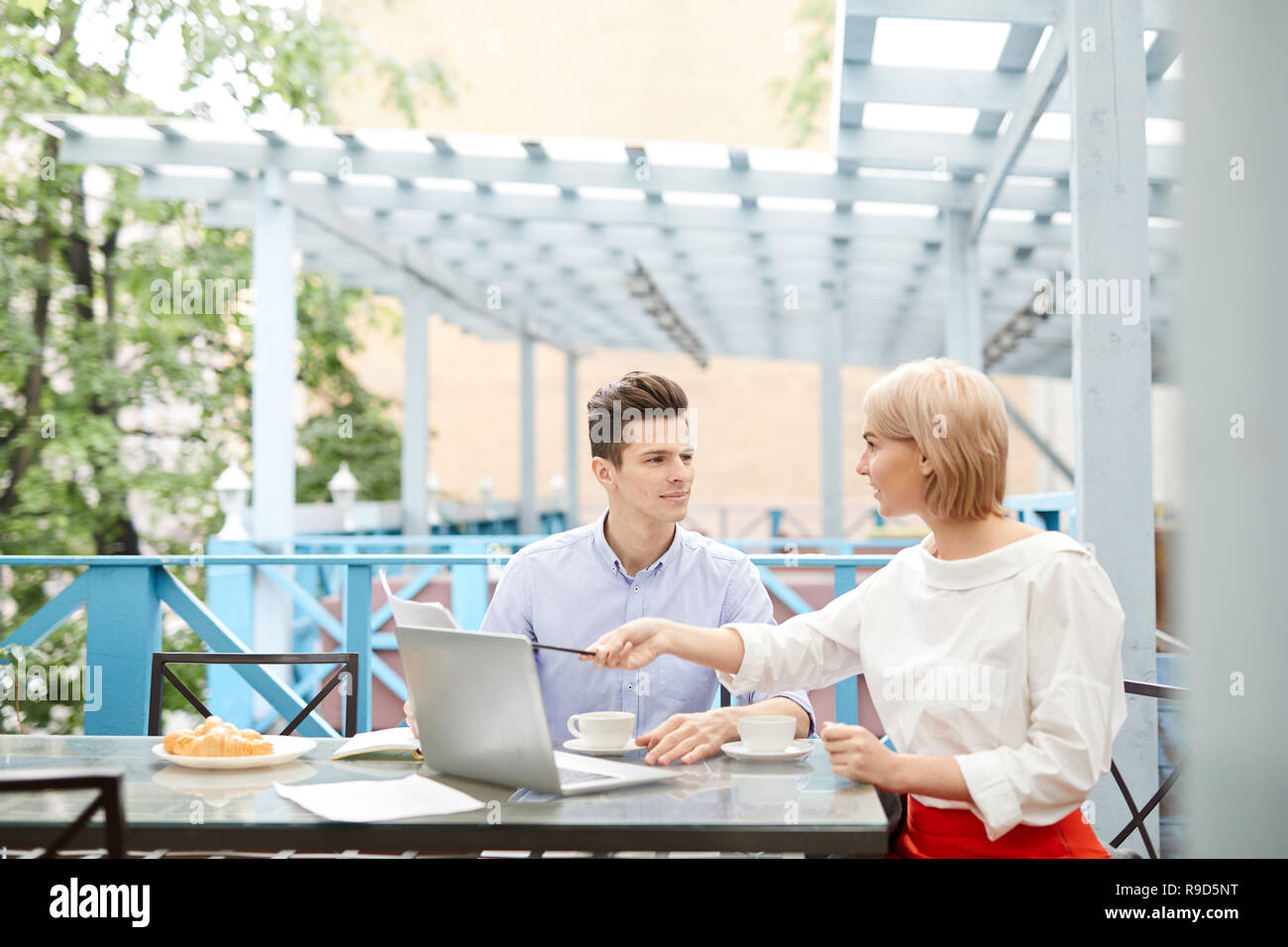 Employee partner hi-res stock photography and images - Alamy