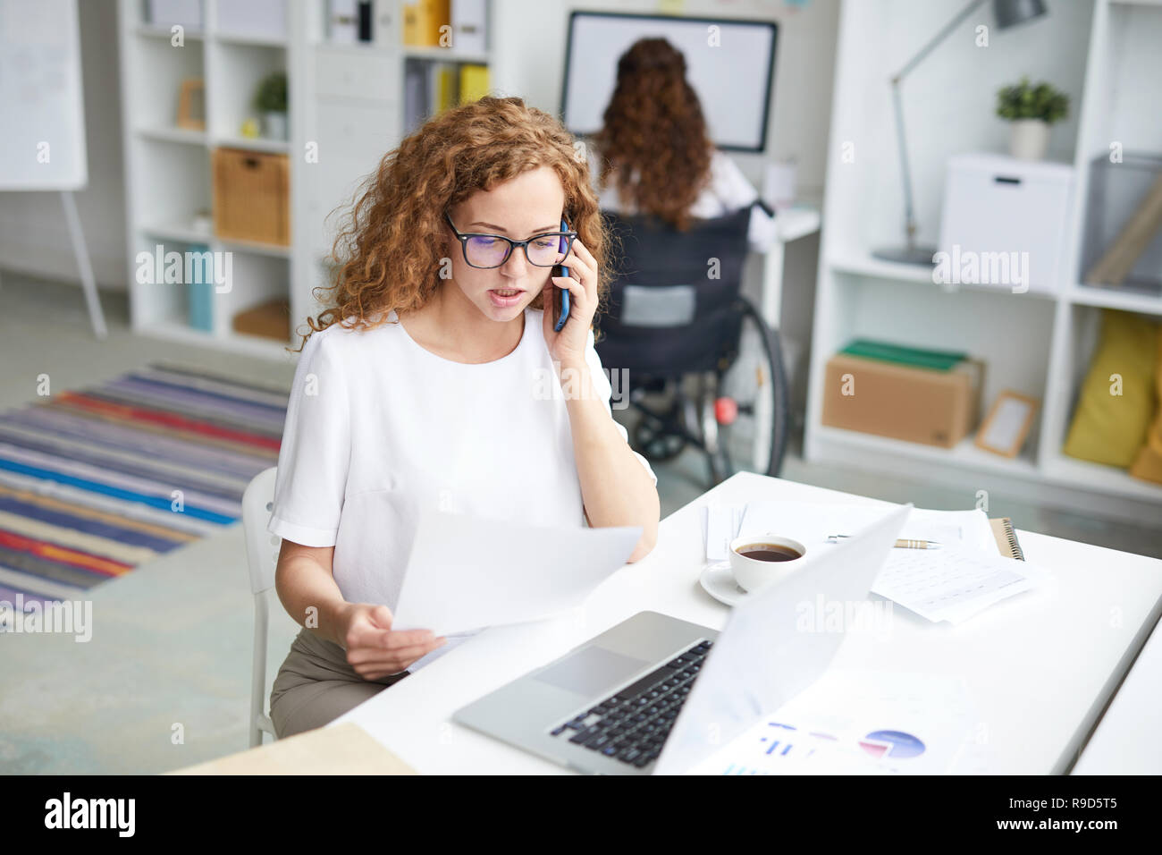 Contemporary secretary hi-res stock photography and images - Alamy