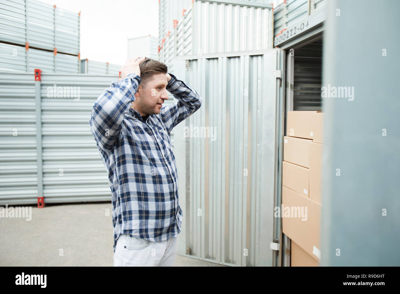 Large metal storage container hi-res stock photography and images - Alamy