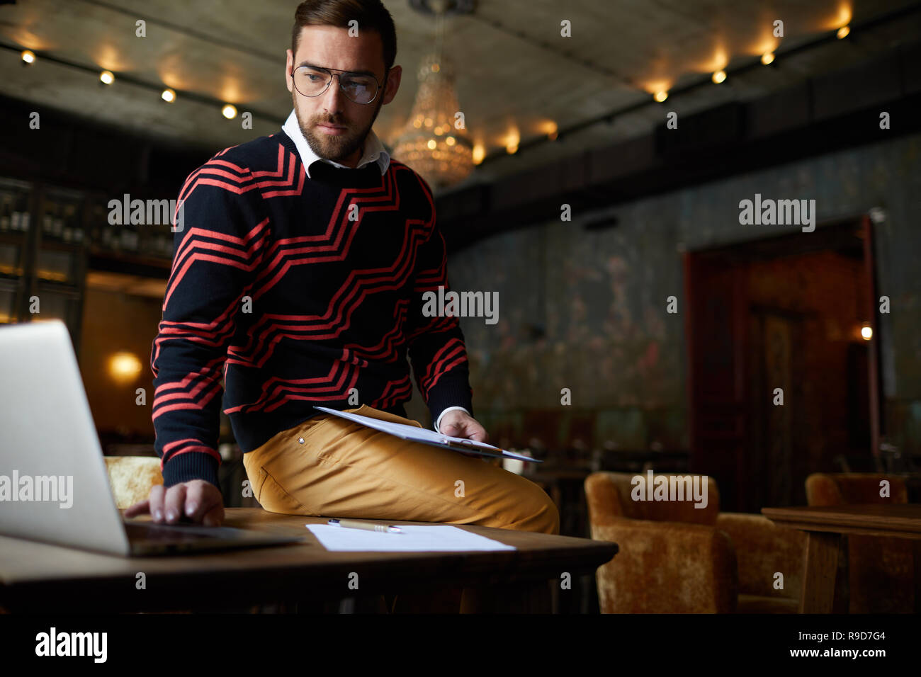 Entrepreneur networking hi-res stock photography and images - Alamy