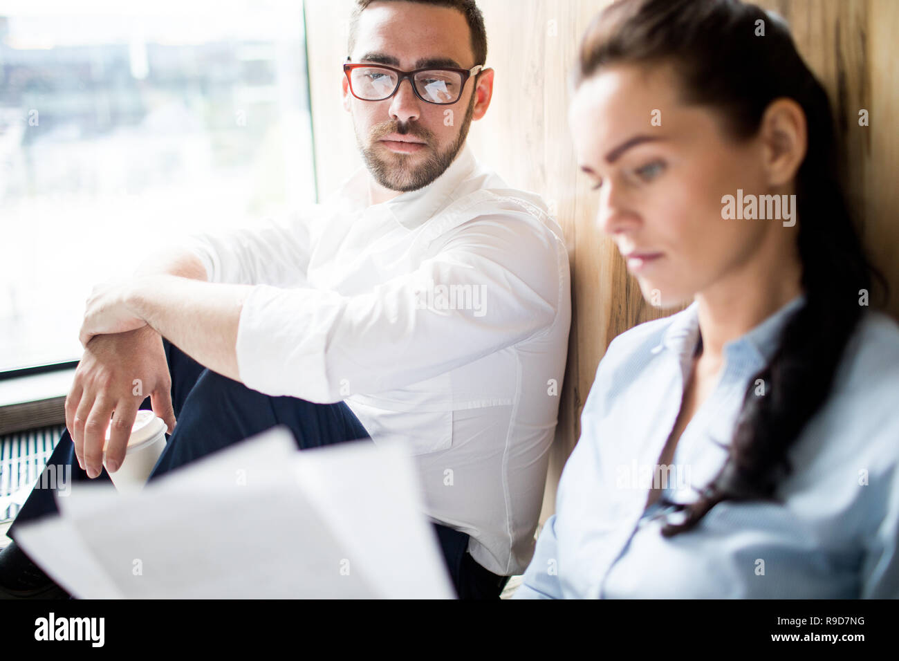 Relaxed employee hi-res stock photography and images - Alamy