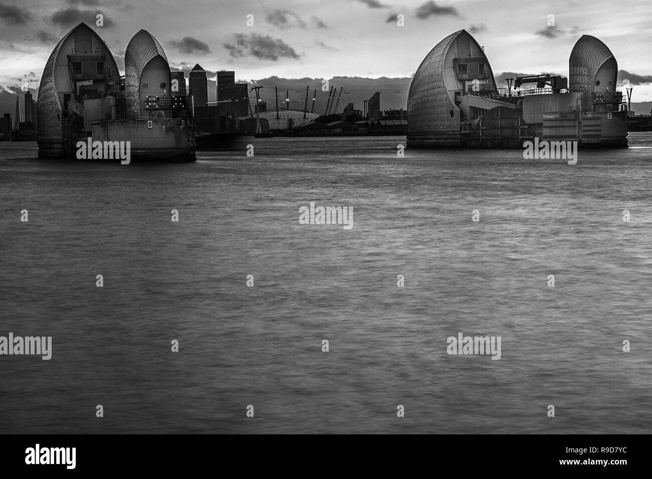 O2 arena interior hi-res stock photography and images - Alamy