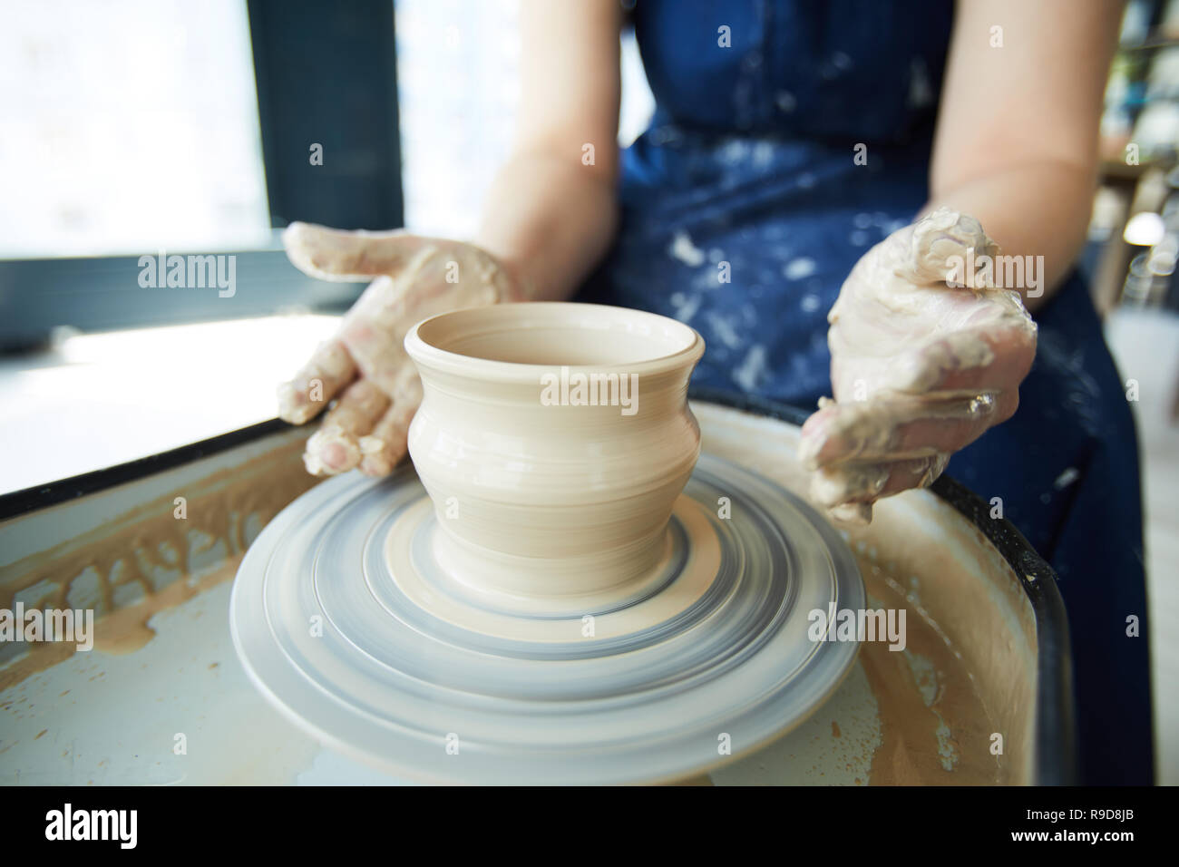 Pottery machine hi-res stock photography and images - Alamy