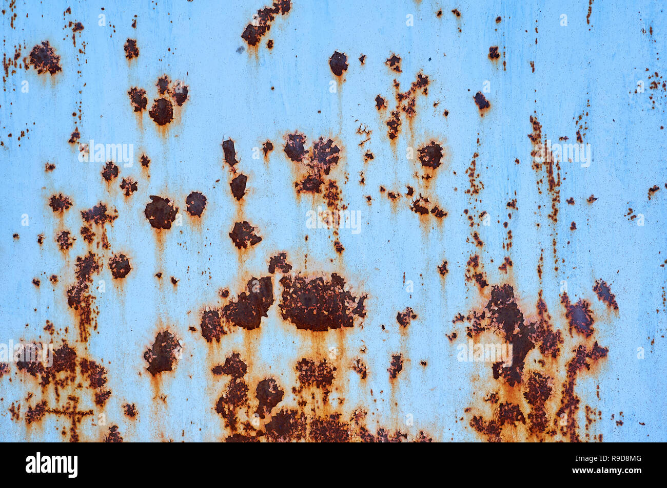 Sheet metal shield hi-res stock photography and images - Alamy