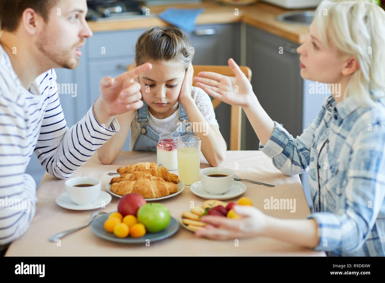 Family Father Argument Table High Resolution Stock Photography and ...