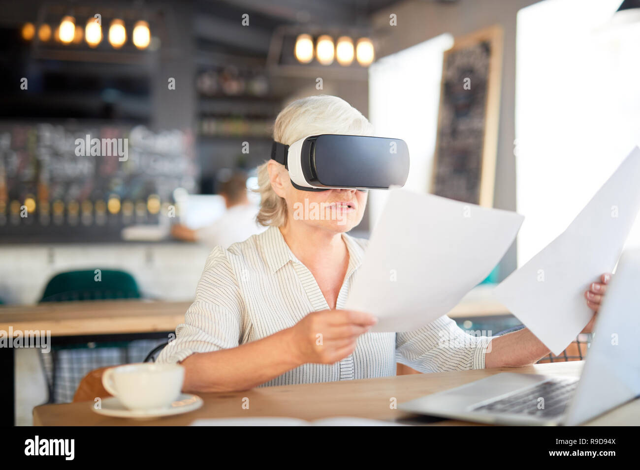 Presentation and paperwork Stock Photo - Alamy
