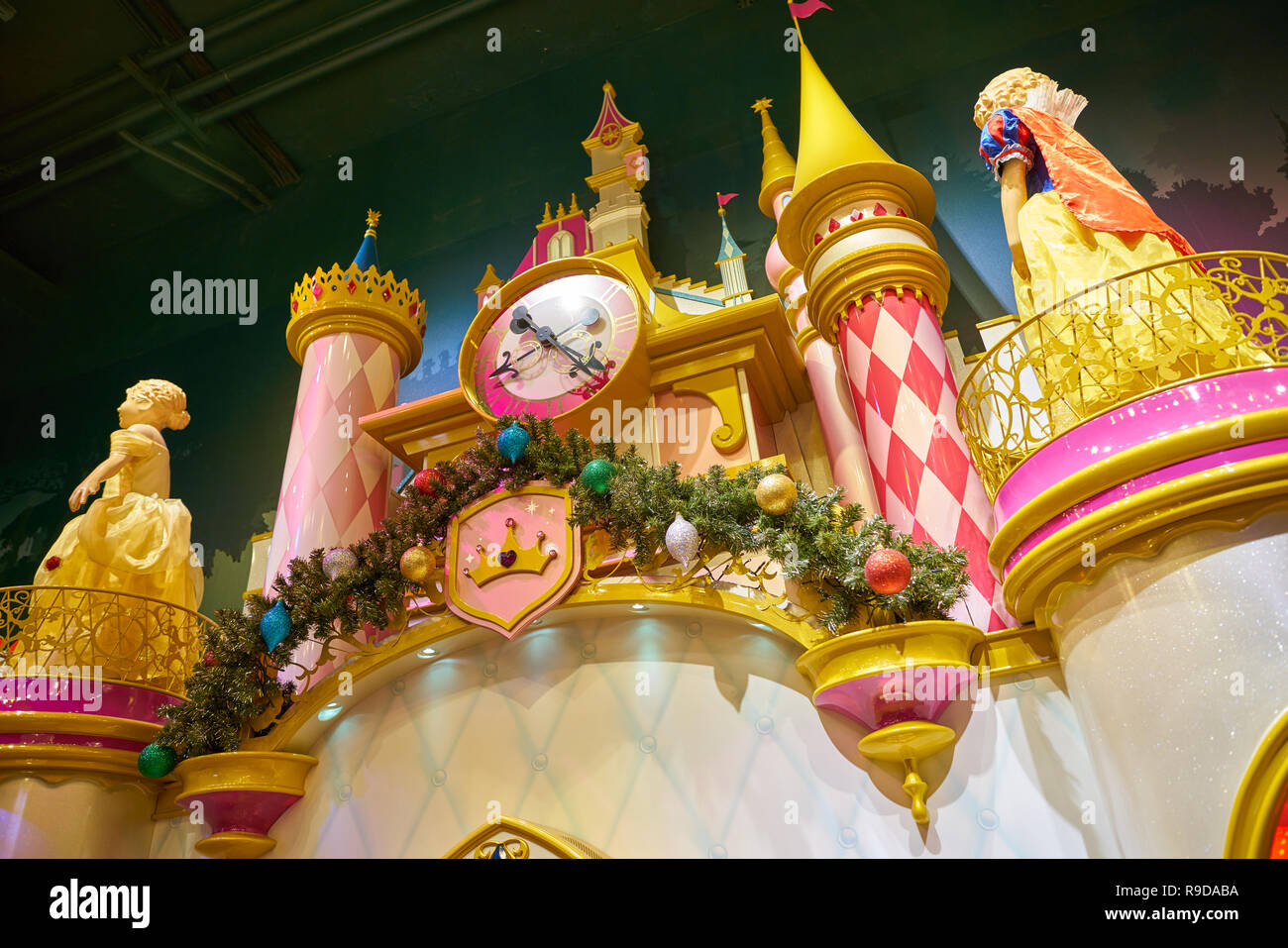 Disney store italy hi-res stock photography and images - Alamy