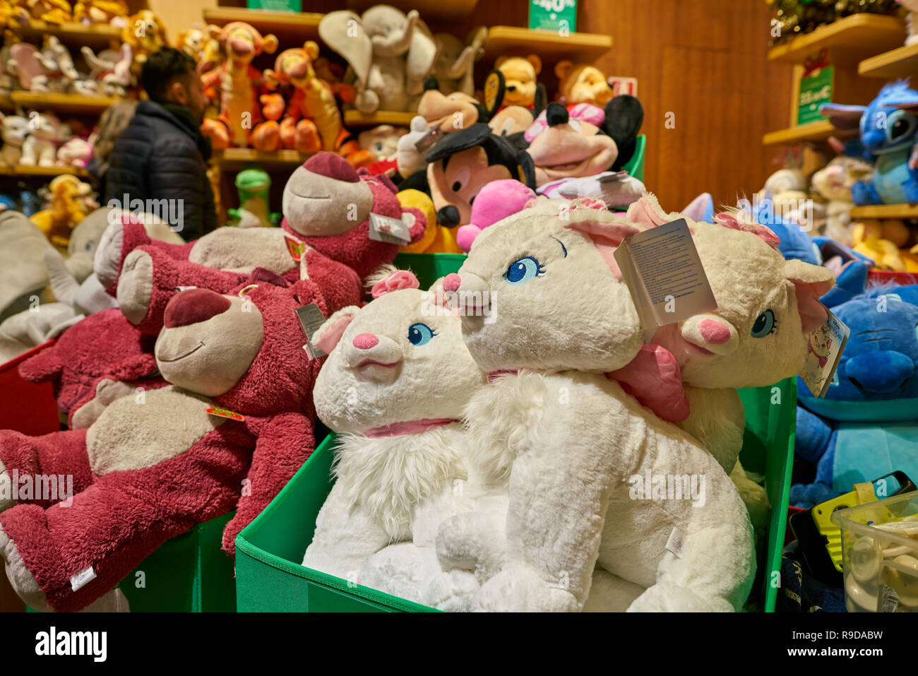 Disney store italy hi-res stock photography and images - Alamy