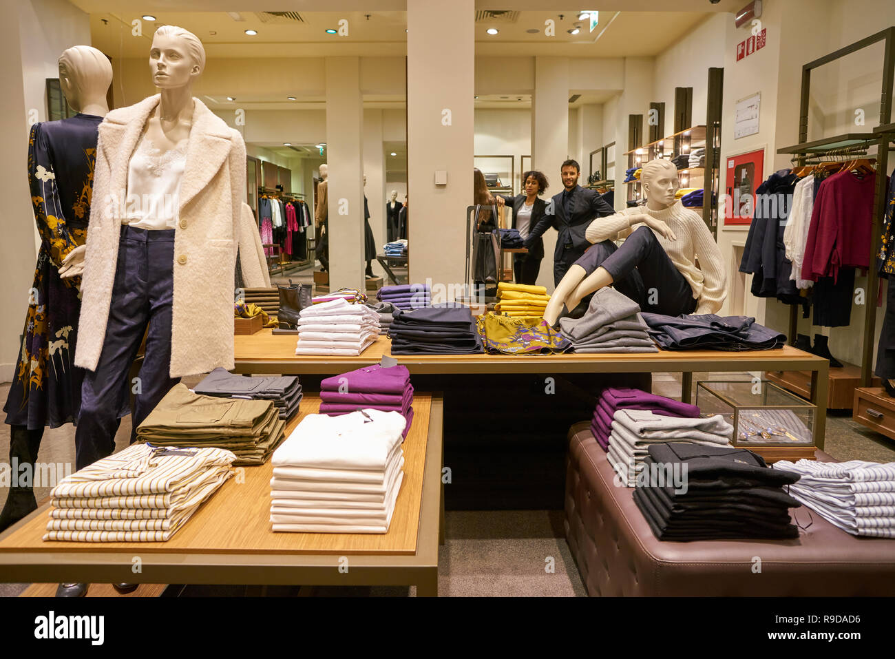 MILAN, ITALY - CIRCA NOVEMBER, 2017: clothing on display at retail ...
