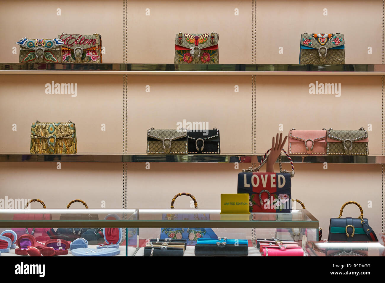Gucci Milan Store High Resolution Stock Photography and Images - Alamy