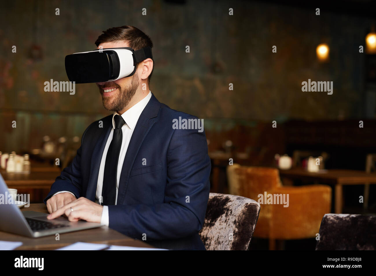 Innovative technology hi-res stock photography and images - Alamy