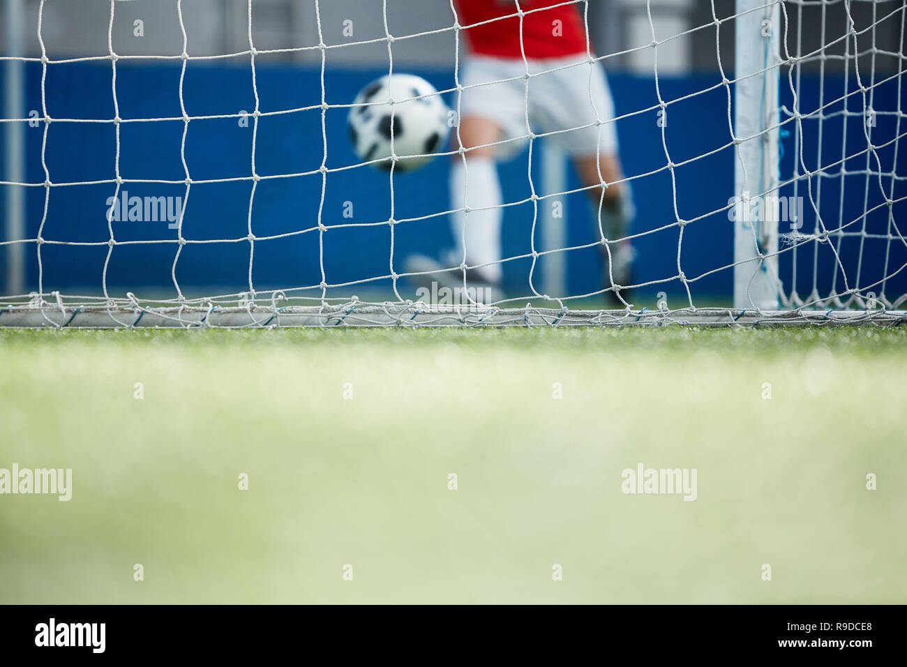 Net on football field Stock Photo - Alamy