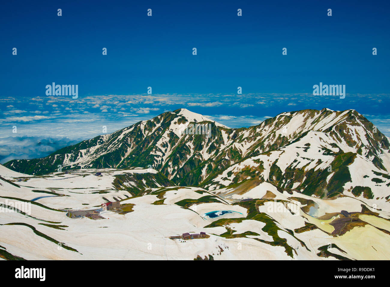 Tree no one to visit the mountains hi-res stock photography and images ...