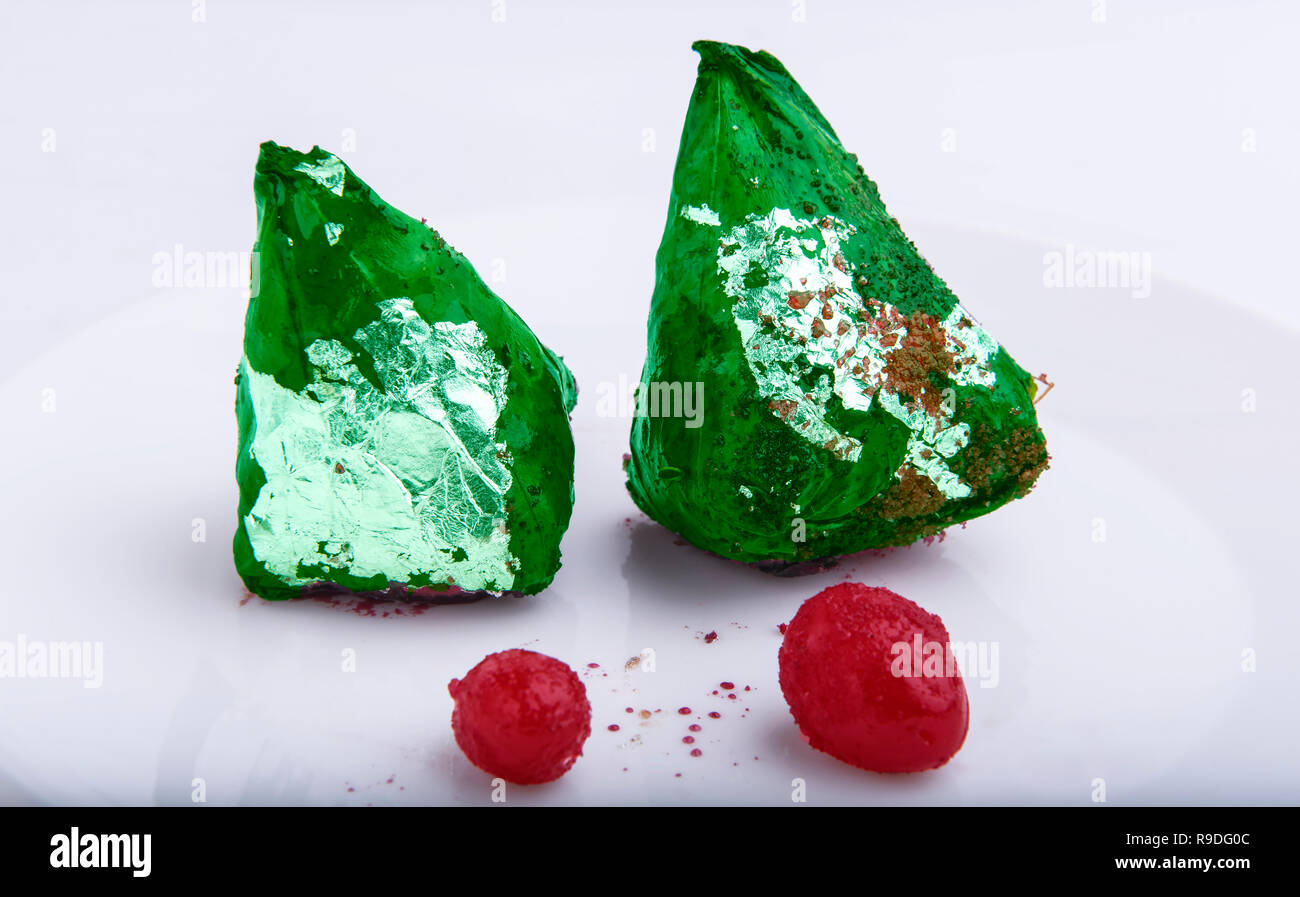 Mumbai / India 13 April 2017 indian mouth freshener Paan ( betel leaf ...