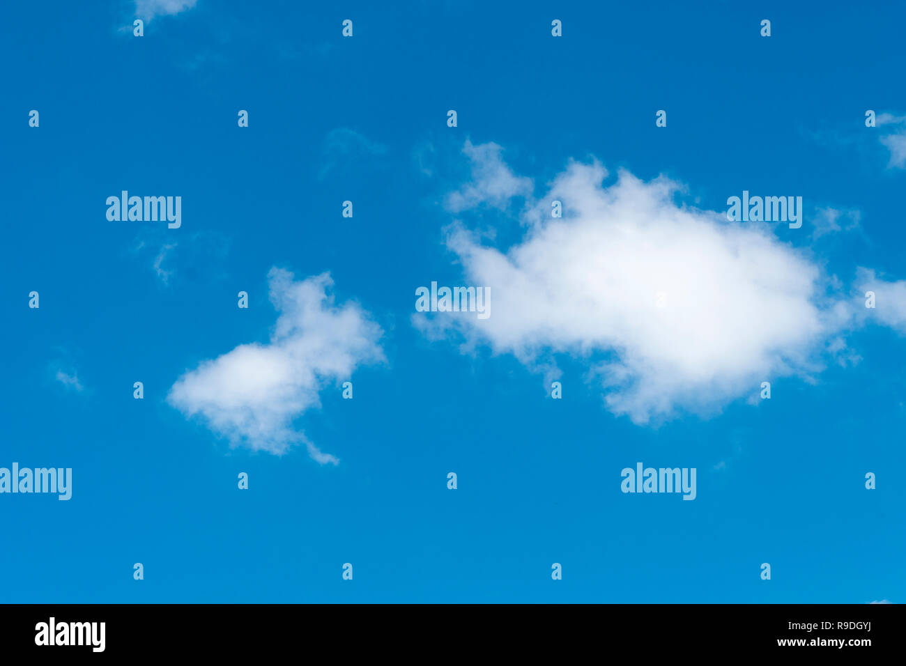 Lightly cloud hi-res stock photography and images - Alamy