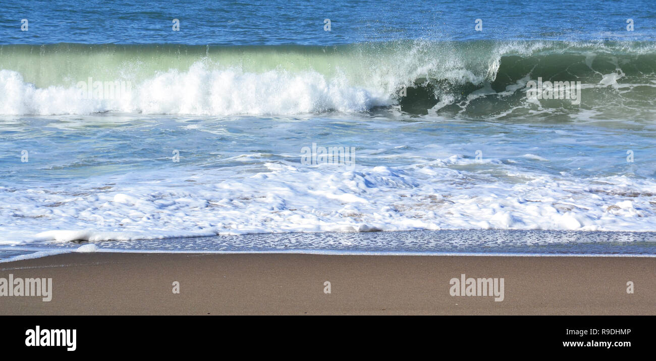 Coast of Pacific ocean Stock Photo - Alamy