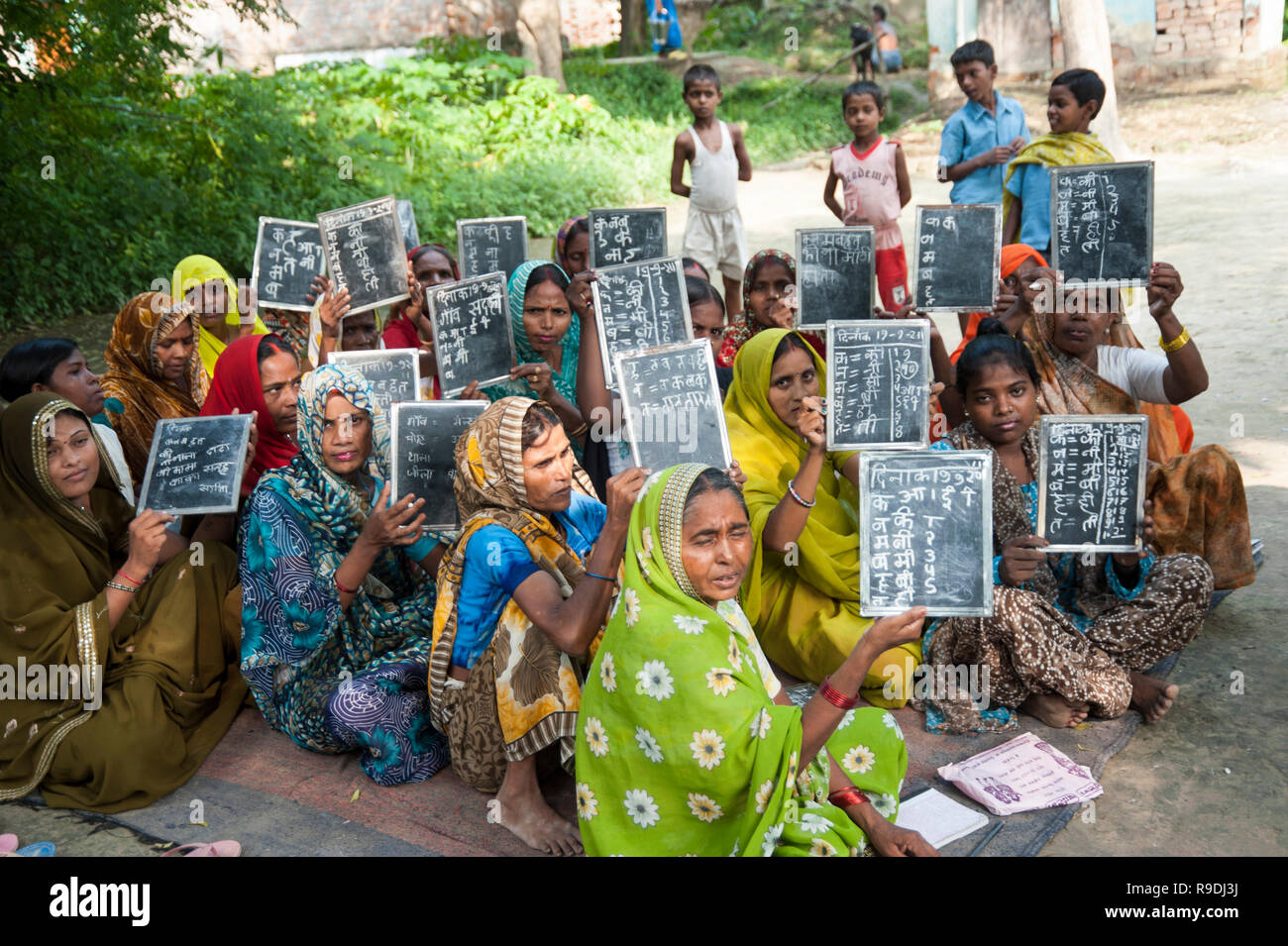 Women adult education india hi-res stock photography and images - Alamy