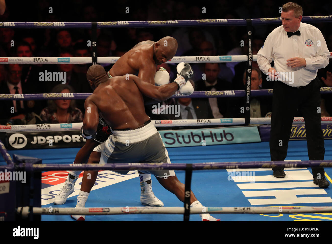 London, UK. 22nd Dec, 2018. WBC Silver and WOB International Heavyweight Championship Boxing ...