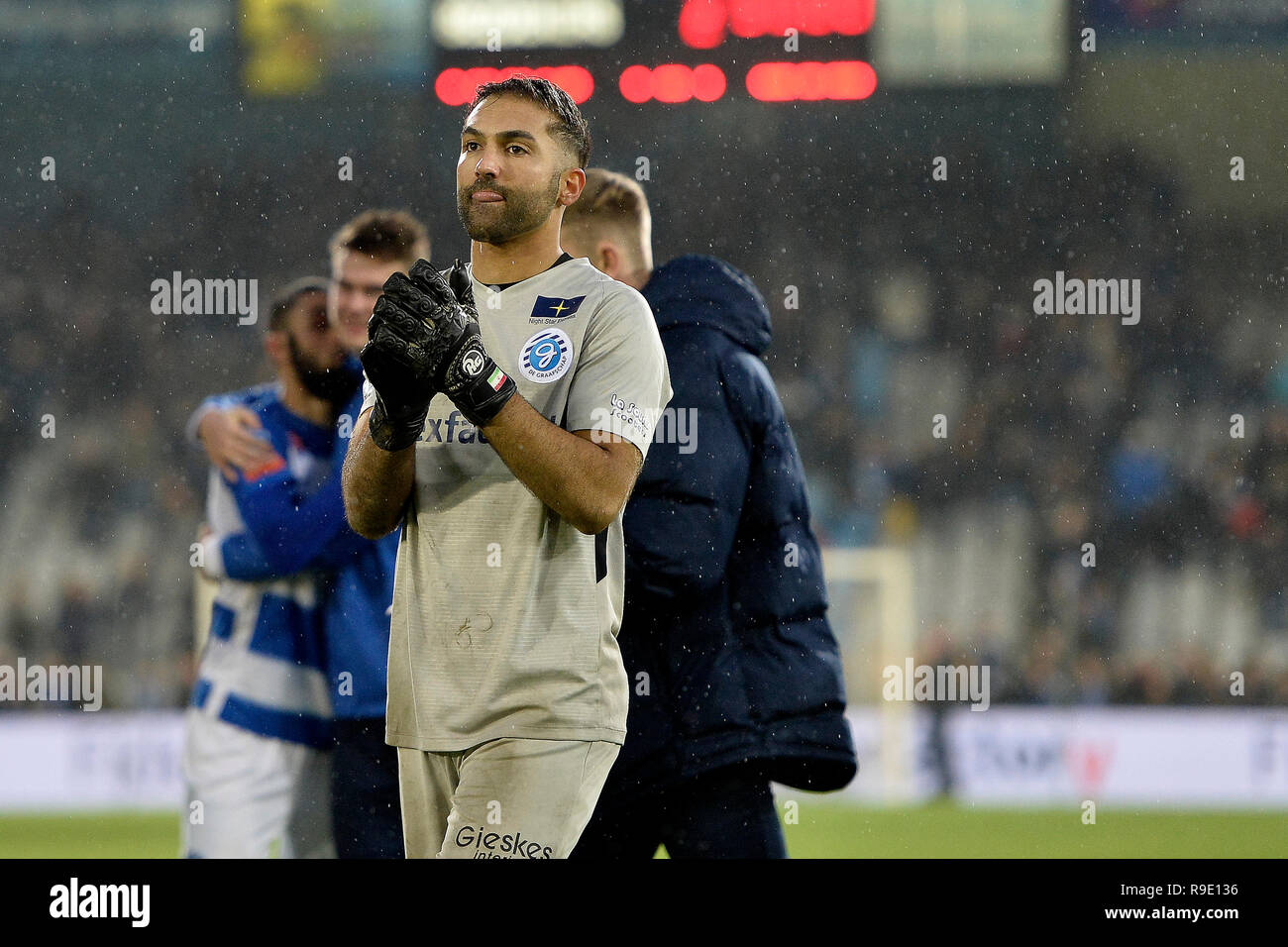 Goalkeeper agil etemadi hi-res stock photography and images - Alamy