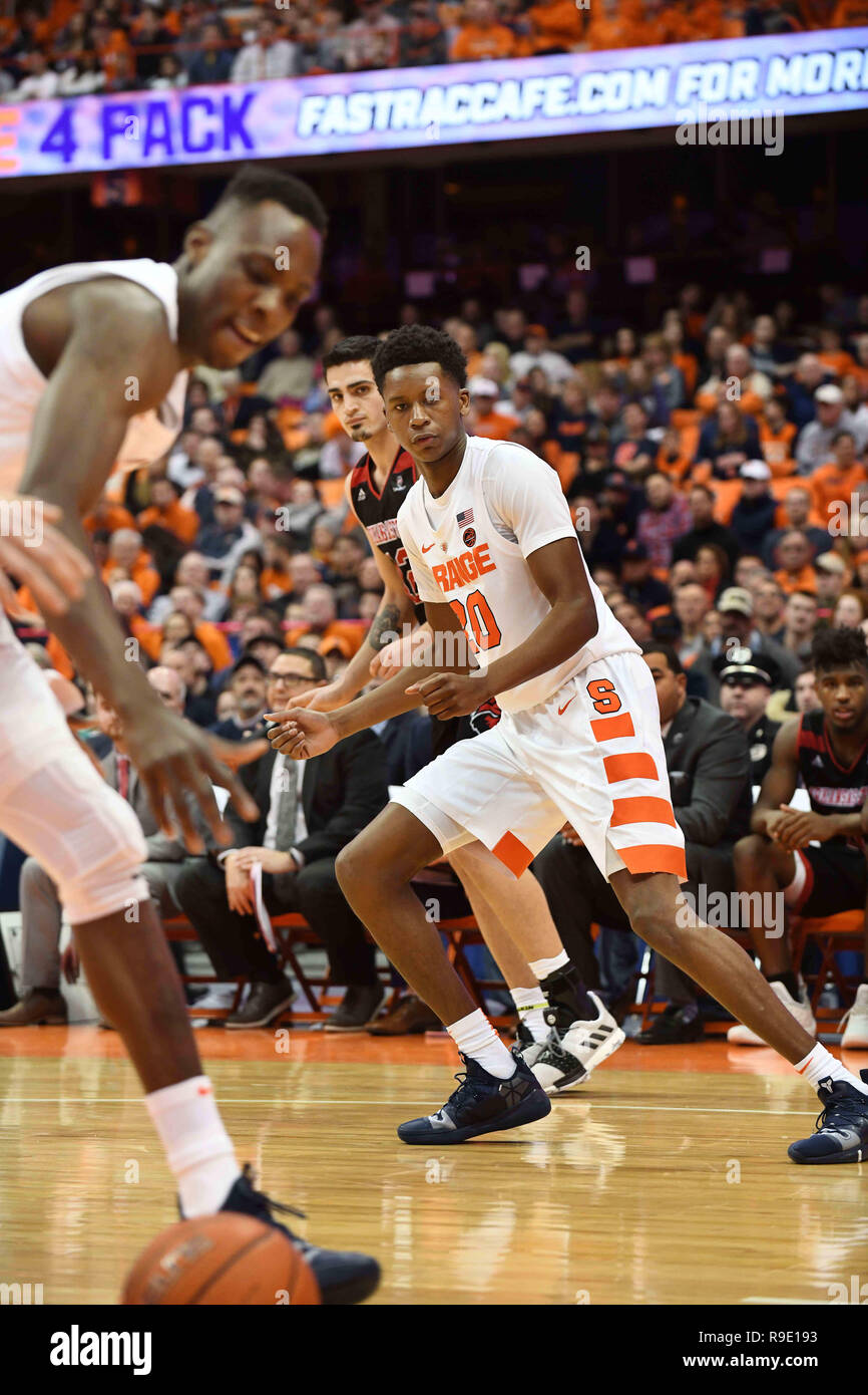 Syracuse, NY, USA. 22nd Dec, 2018. Syracuse freshman forward Robert ...