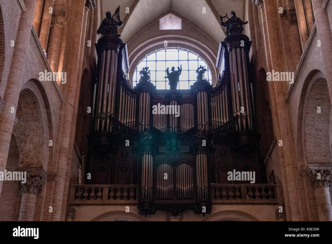 France. Haute-Garonne (31), Toulouse. The great organ of Saint-Sernin ...