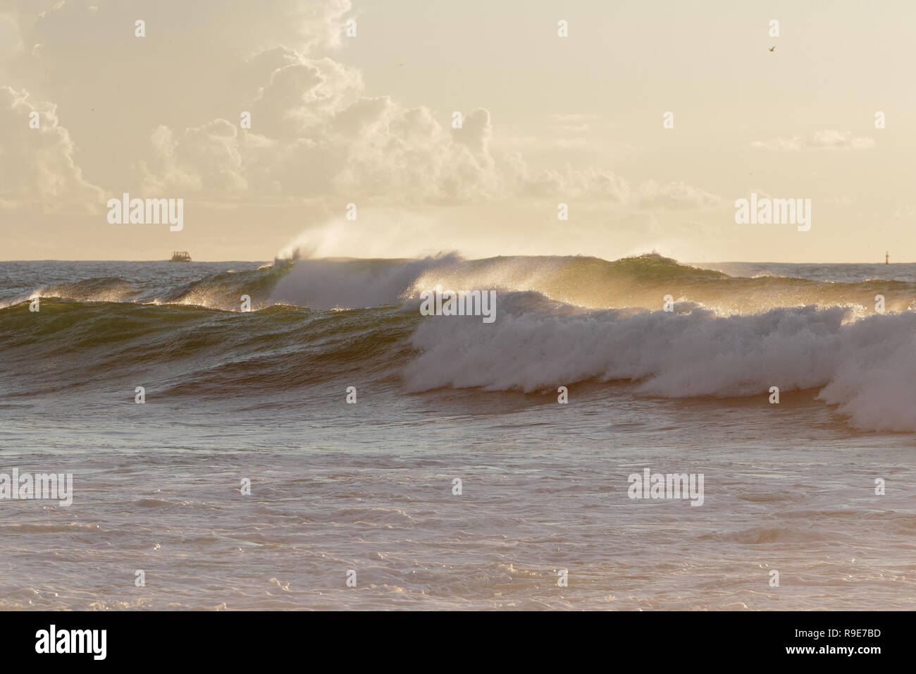High speed waves closeup view hi-res stock photography and images - Alamy