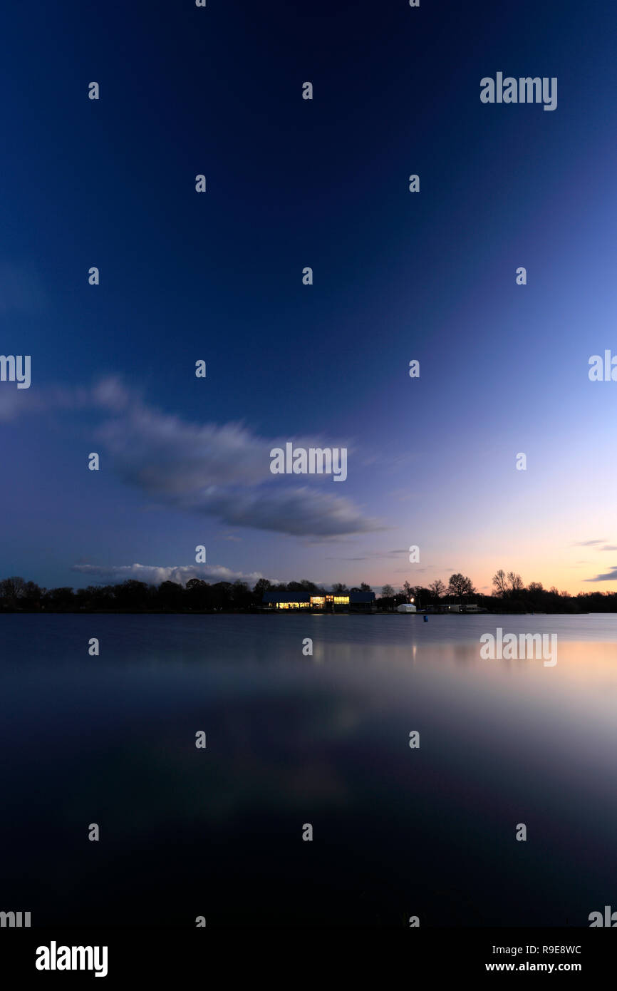 Winter sunset over Ferry Meadows country park, Peterborough ...