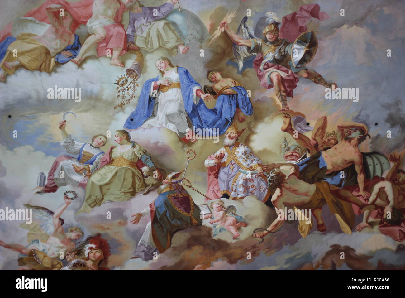 Rococo interior hi-res stock photography and images - Alamy