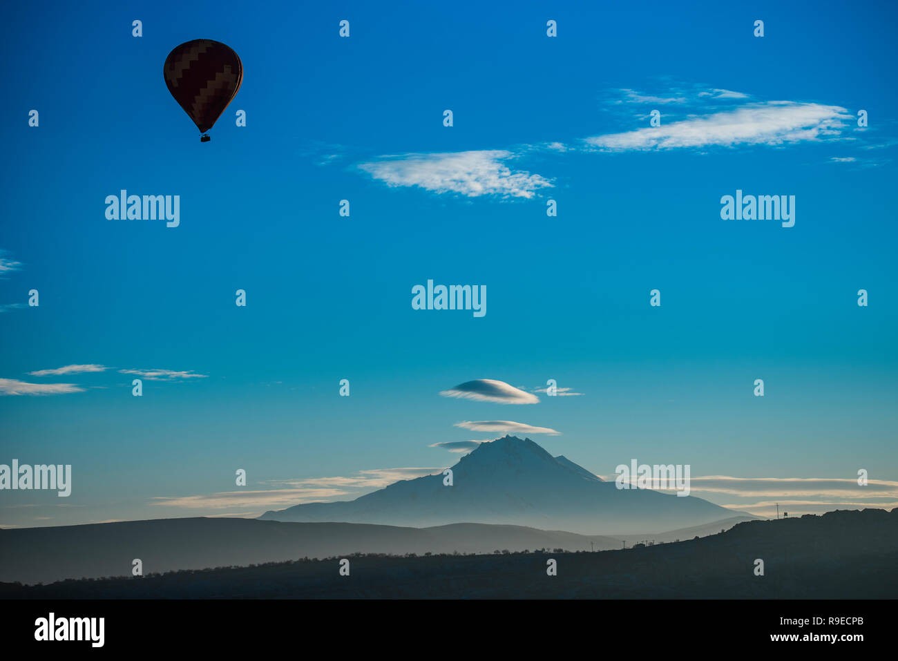 hot air balloon Stock Photo - Alamy