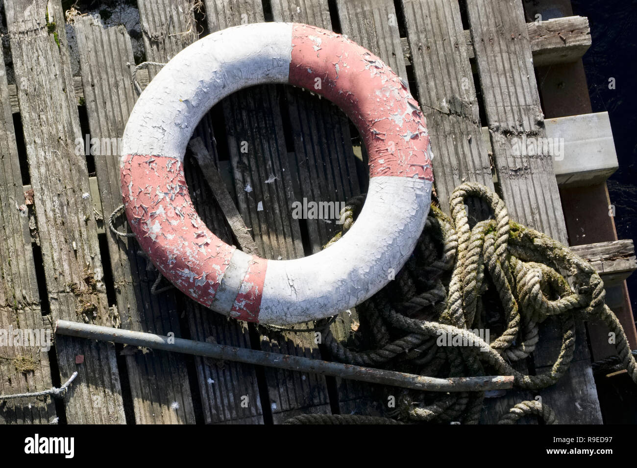 Life raft on yacht hi-res stock photography and images - Alamy