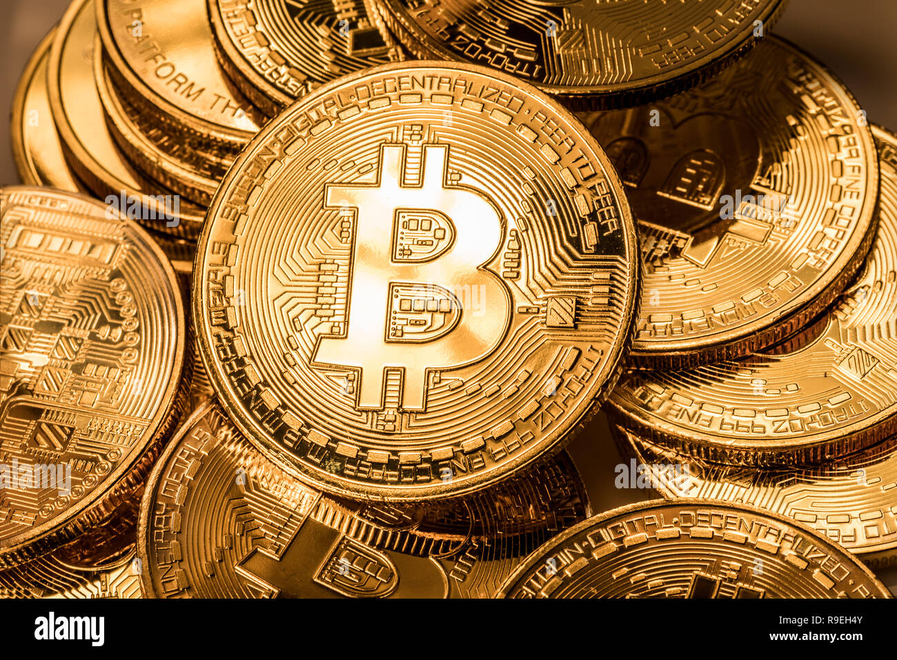 Physical key hi-res stock photography and images - Alamy