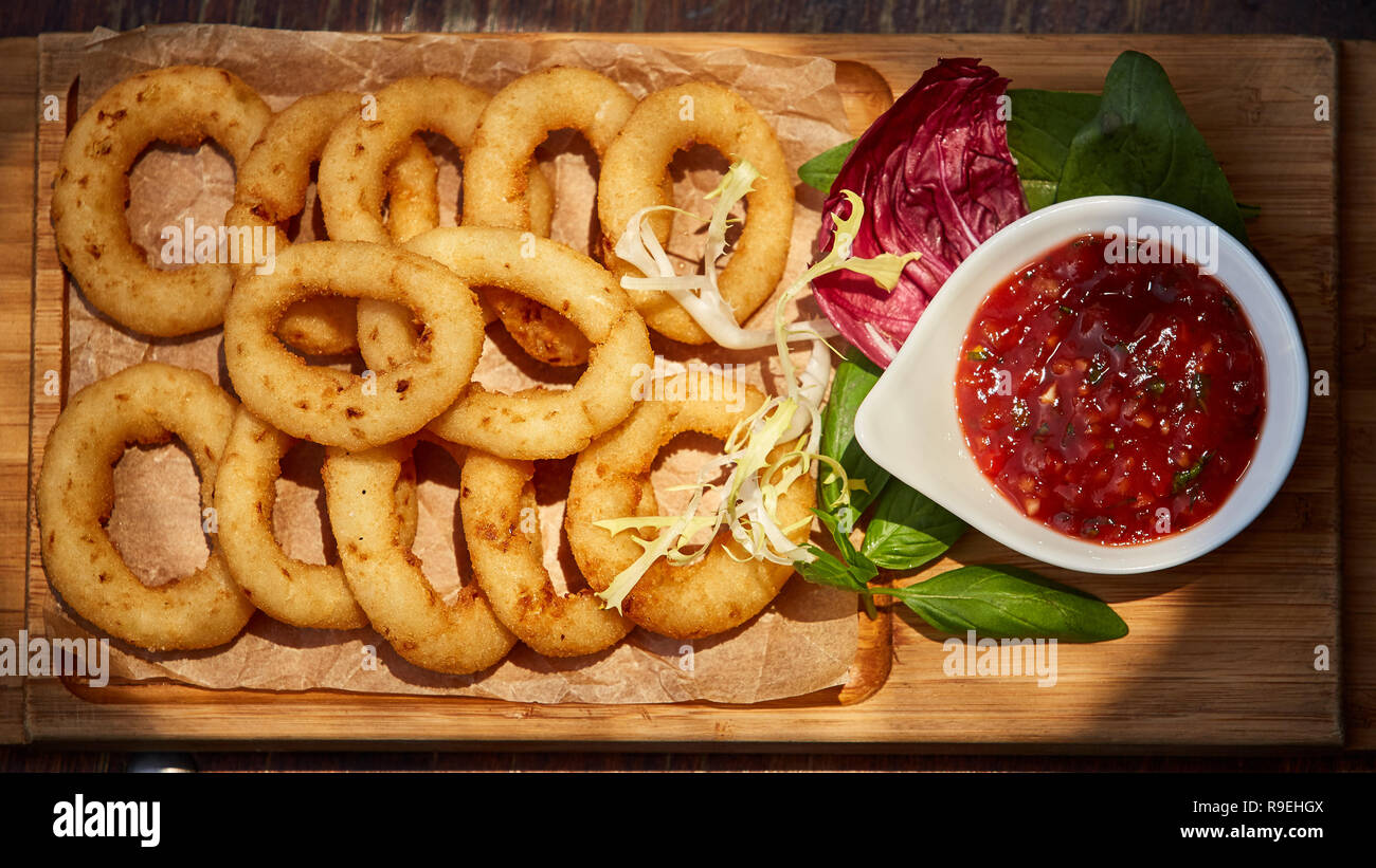 Homemade Crunchy Fried Onion Rings Stock Photo - Alamy