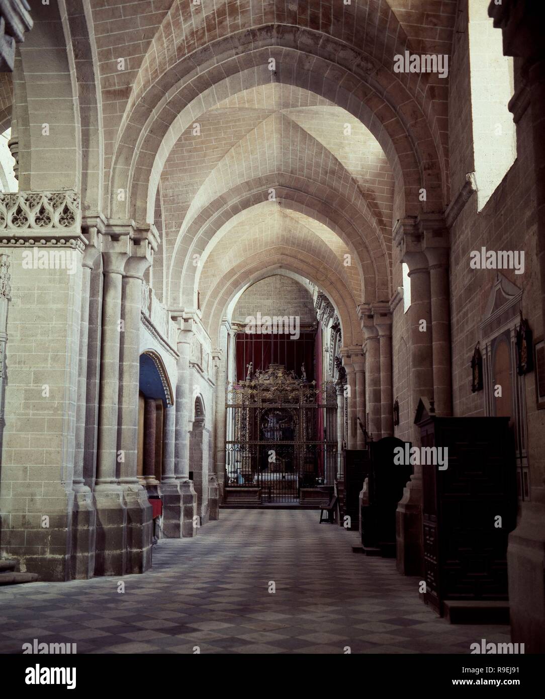 Catedral de zamora hi-res stock photography and images - Alamy