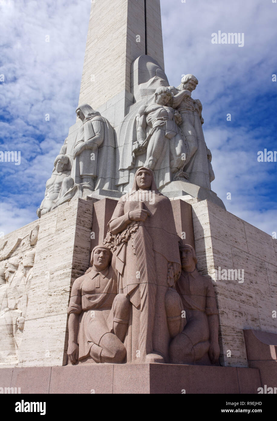 Marble statues of the Freedom Monument in Riga, Latvia Stock Photo - Alamy
