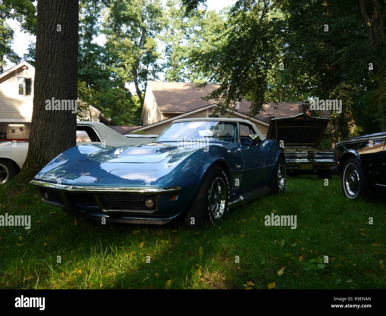 Blue corvette hi-res stock photography and images - Alamy