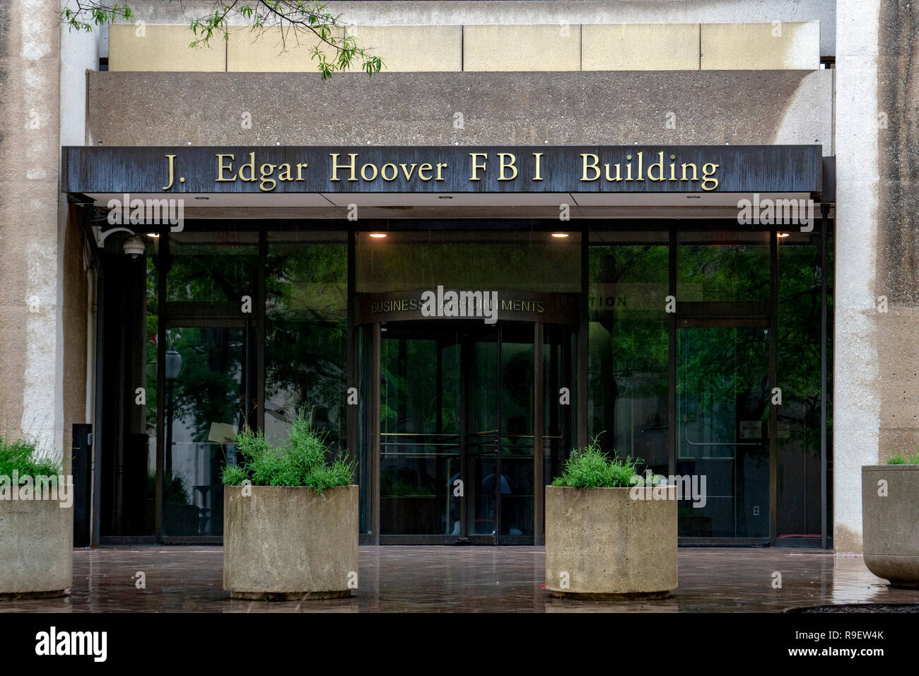 edgar hoover fbi building in Washington DC Stock Photo - Alamy