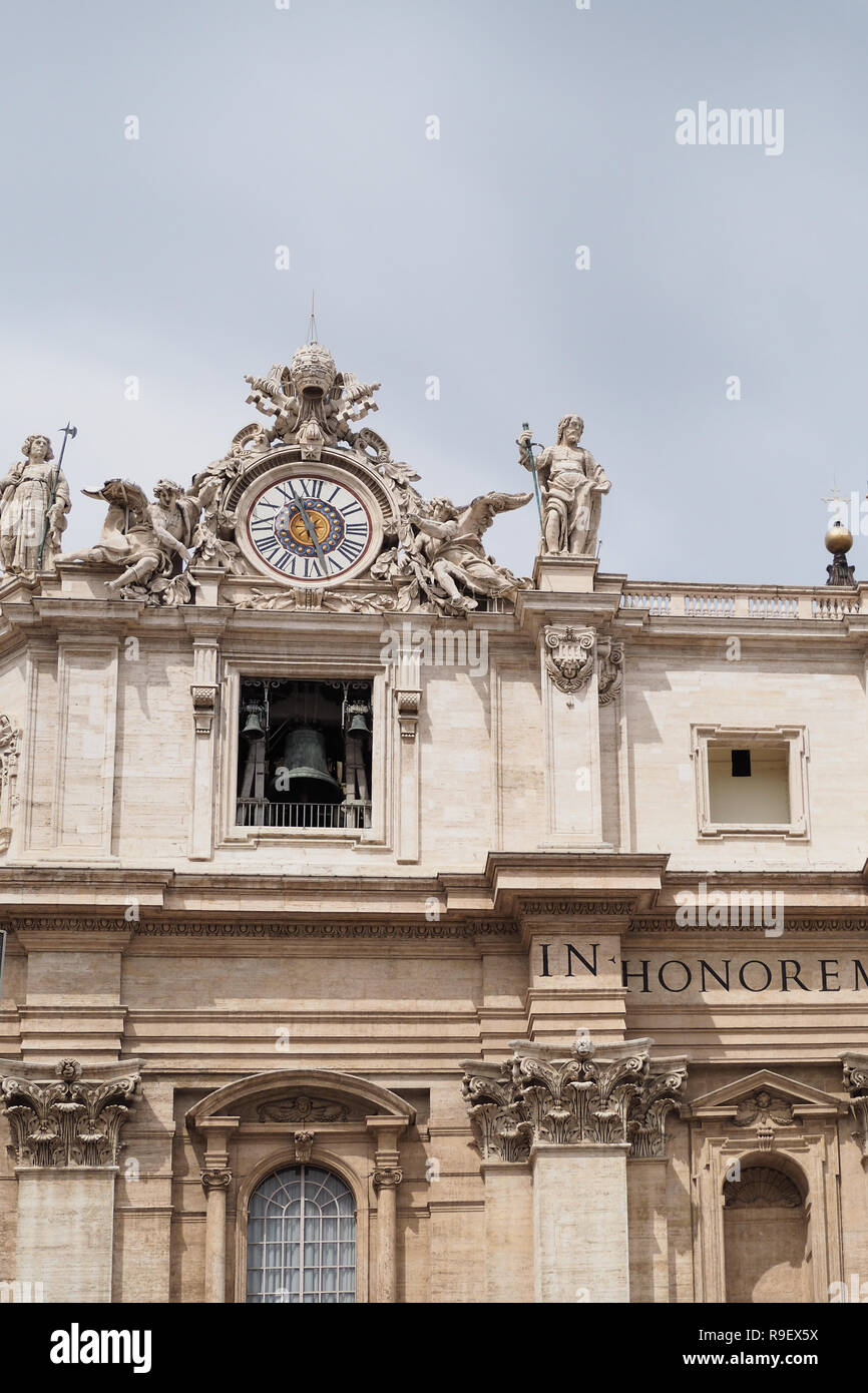 St basilica clock bell vatican hi-res stock photography and images - Alamy