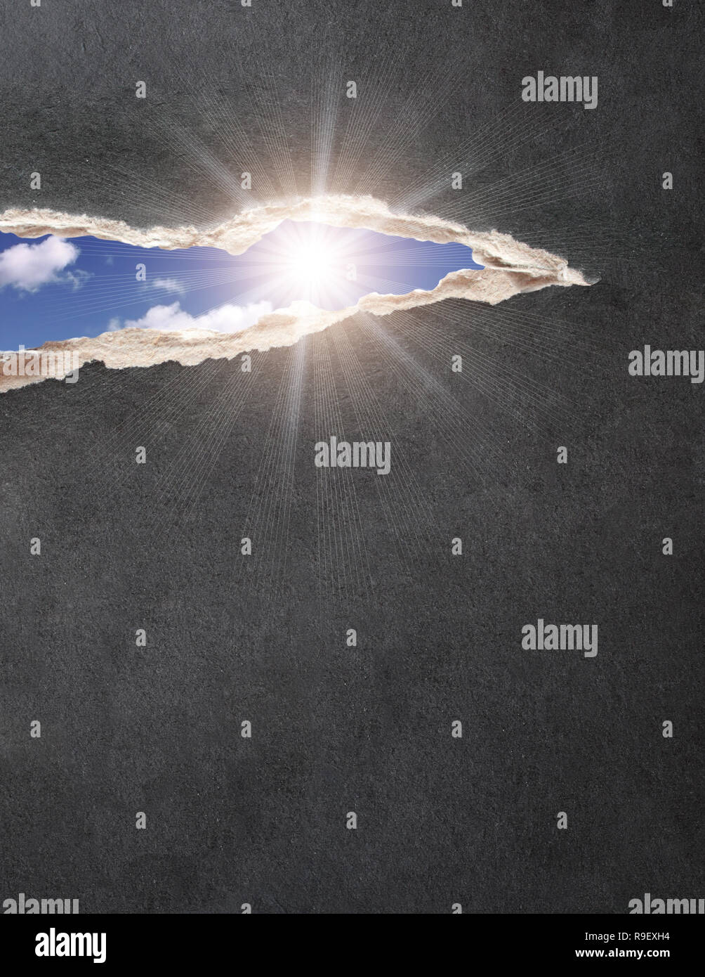 Fragmentary effect hi-res stock photography and images - Alamy