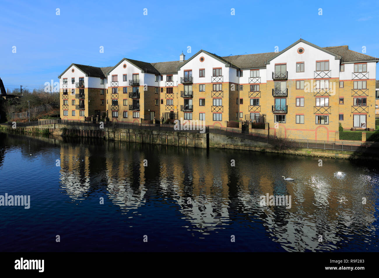 Residential flats, river Nene embankment, Peterborough City ...