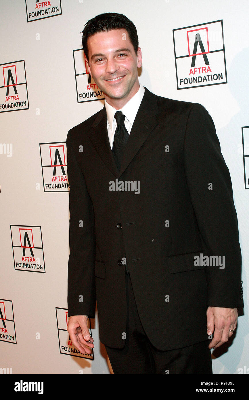 NEW YORK - FEBRUARY 22: Actor David Alan Basche attends the 2010 AFTRA ...