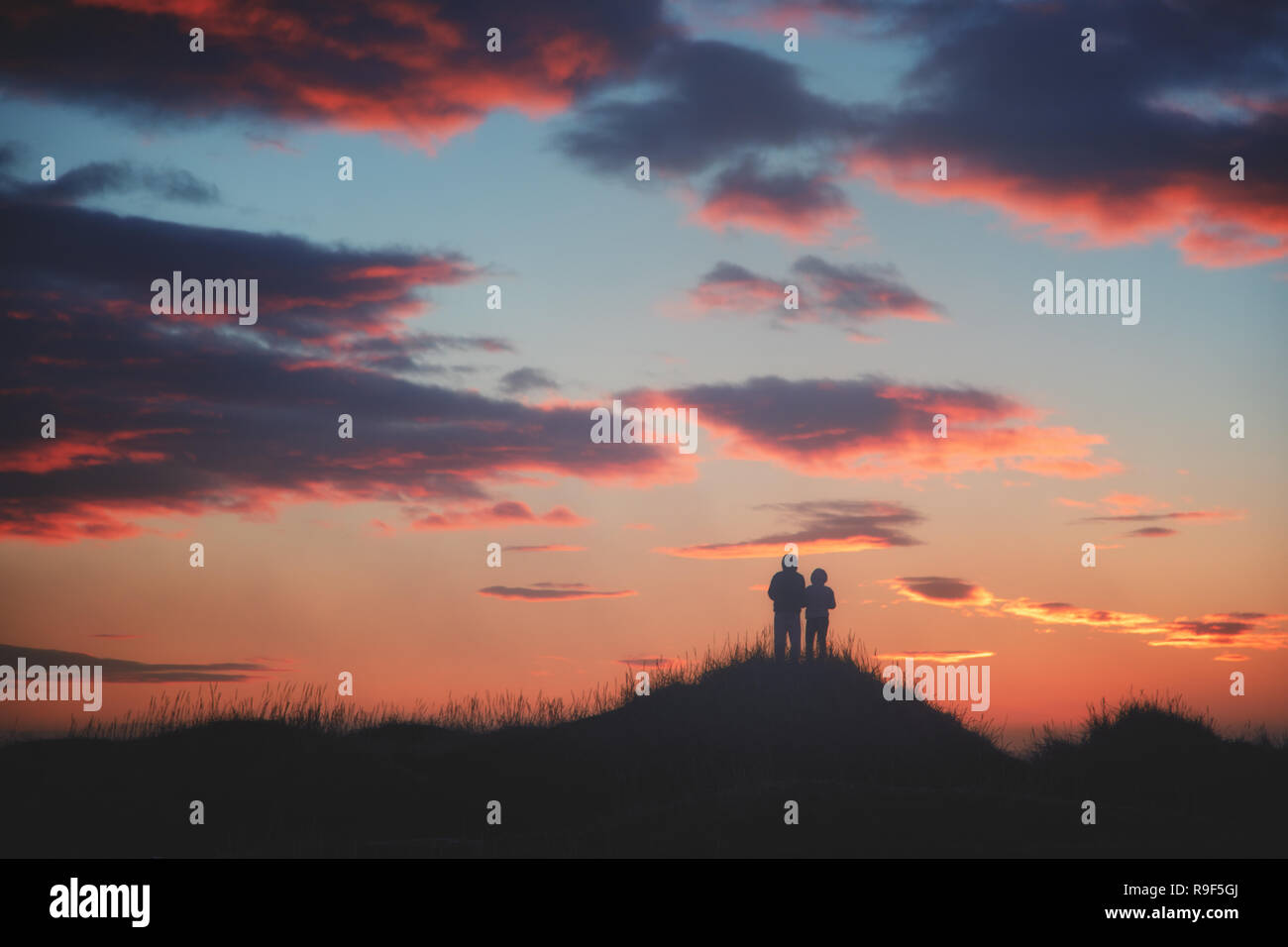 Back light sunset dawn silhouettes hi-res stock photography and images ...